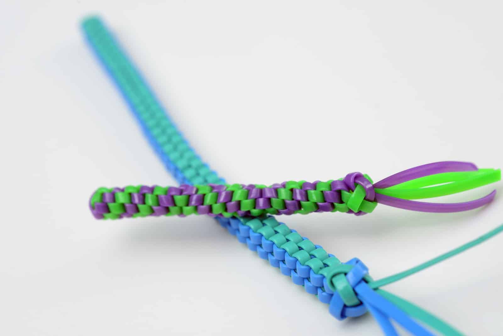 Le scoubidou, à la fois passe-temps et objet décoratif – Planetloisirs