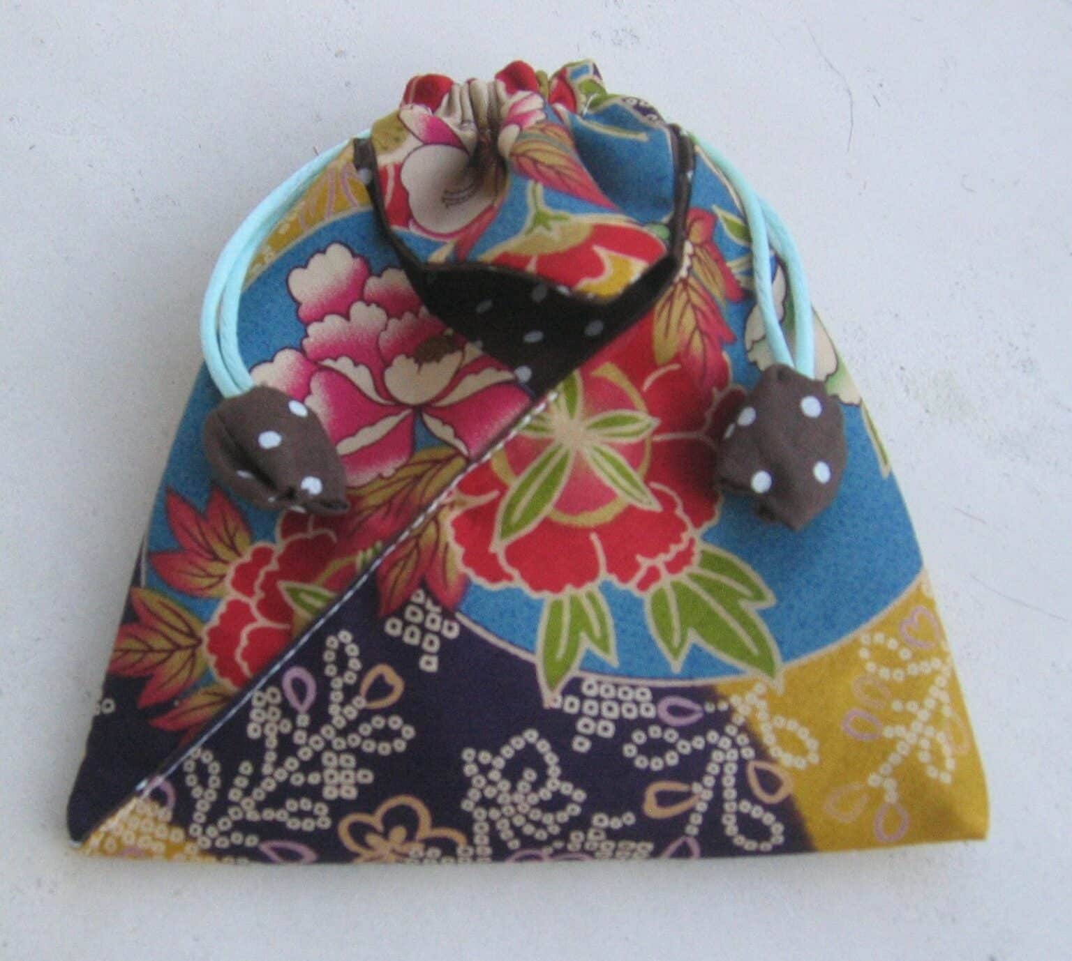 Découvrir l’origami sur tissu : une révolution dans les plis textiles ...