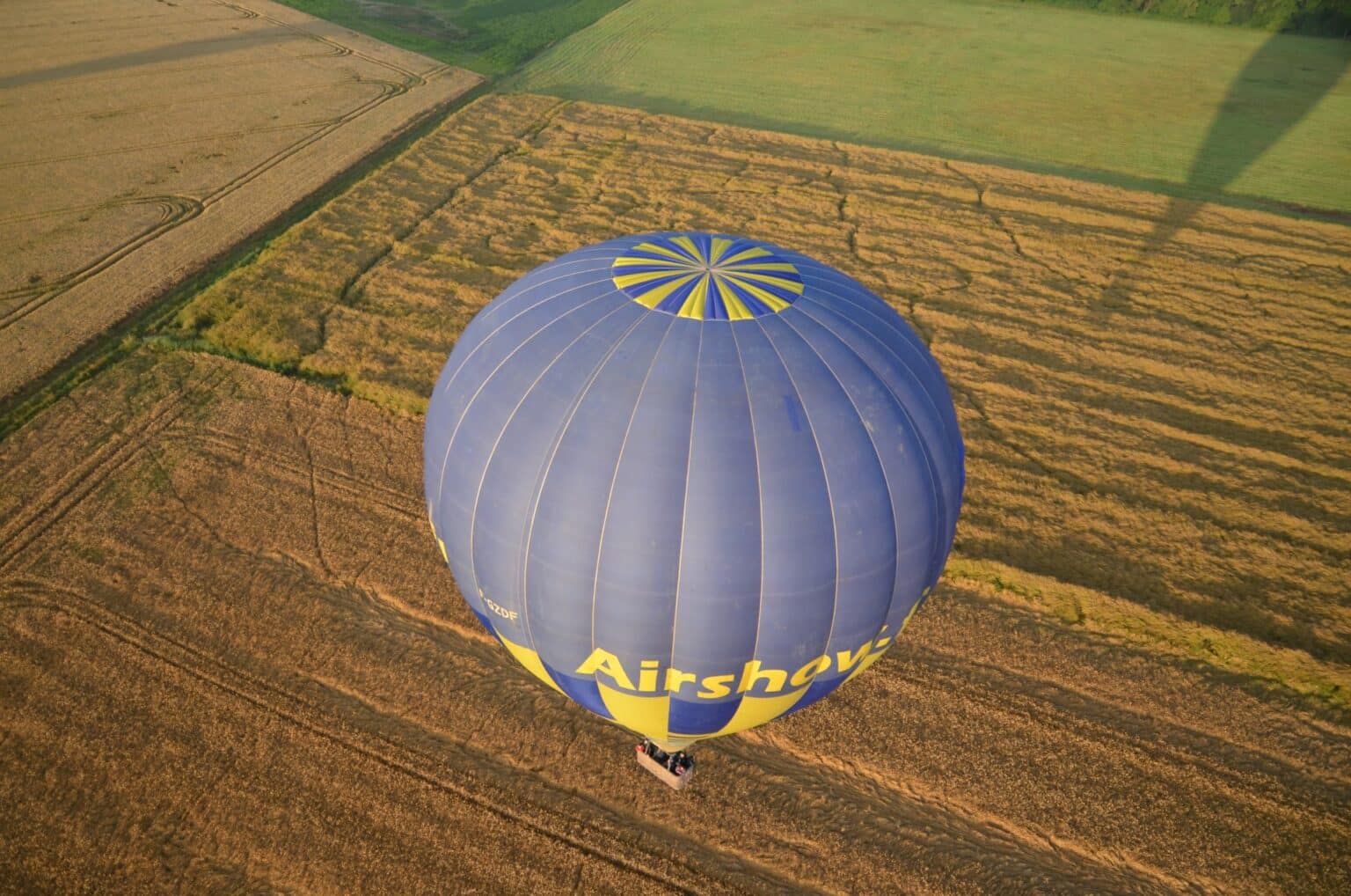 Découvrez la magie d’un vol en montgolfière à travers de somptueux ...